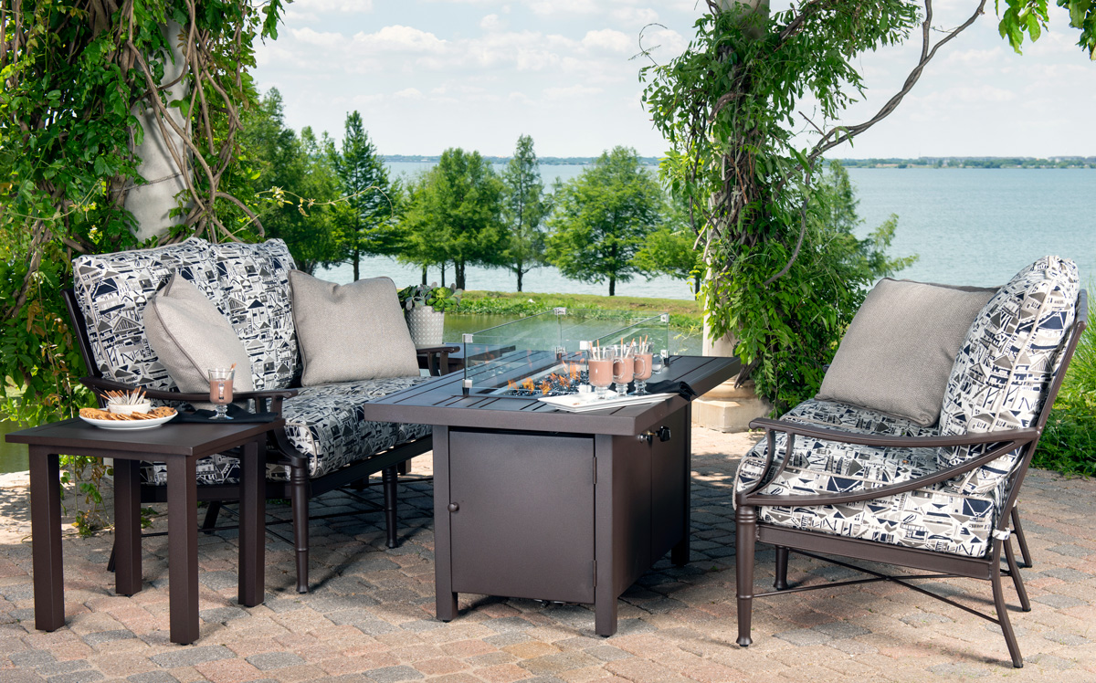 Arkadia Cushion Woodard - Gary Pools & Leisure